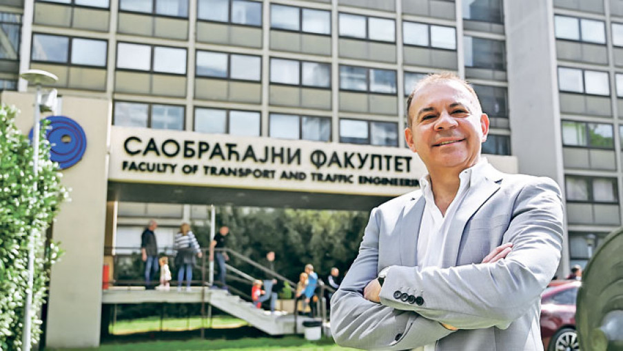 Odliv radne snage i male plate problem za razvoj železnice