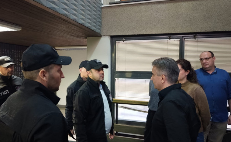 Сваки нормалан човек би поднео оставку
